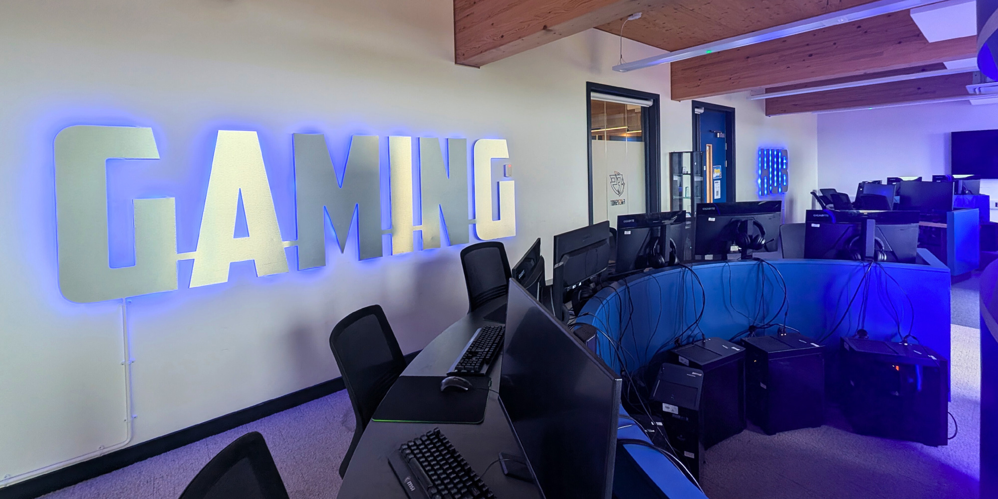 College and school esports tips: How to start in Student Champs