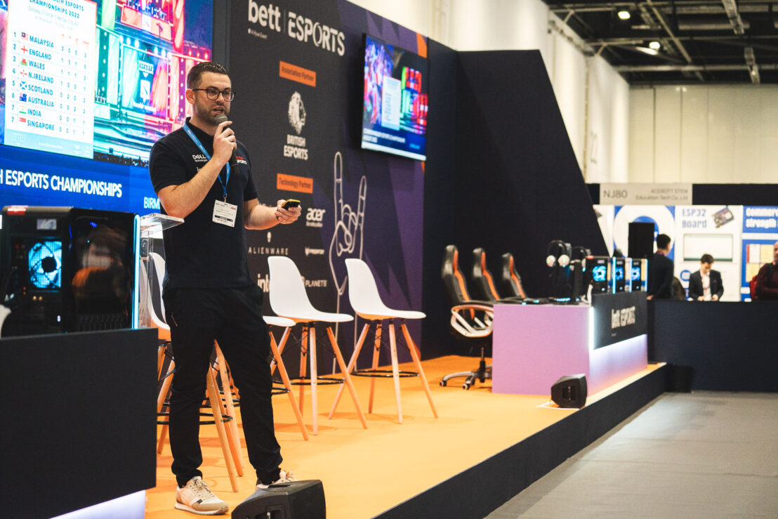 Esports Coaching: Elevating Coaching Standards in Esports