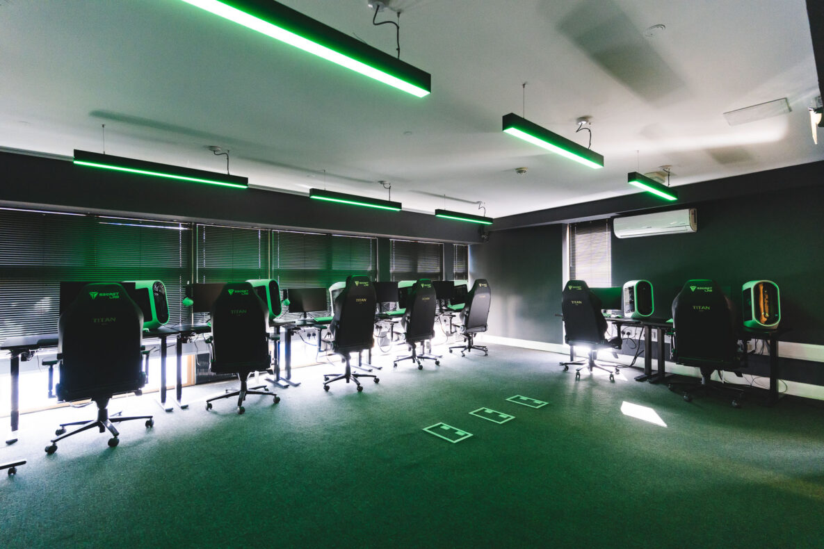 Sapphire House, Luxury Esports Bootcamps & Accommodation