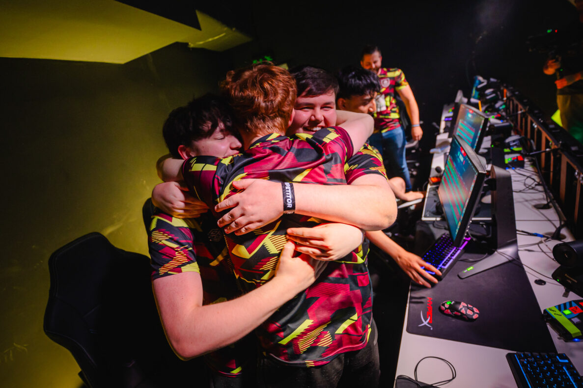 Esports Coaching: Elevating Coaching Standards in Esports