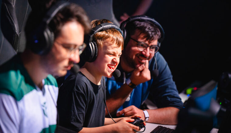 Esports Coaching: Elevating Coaching Standards in Esports