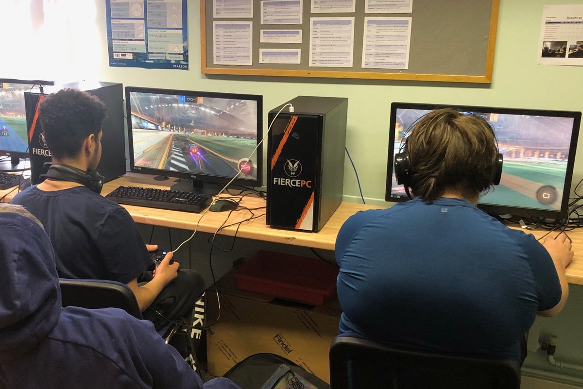 Deputy Headteacher explains how esports has transformed her Alternative ...